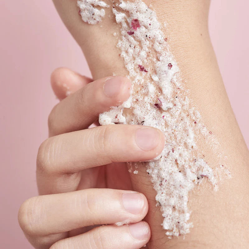 Handmade Heroes Super Duper Nourishing Body Scrub — PaperMarket