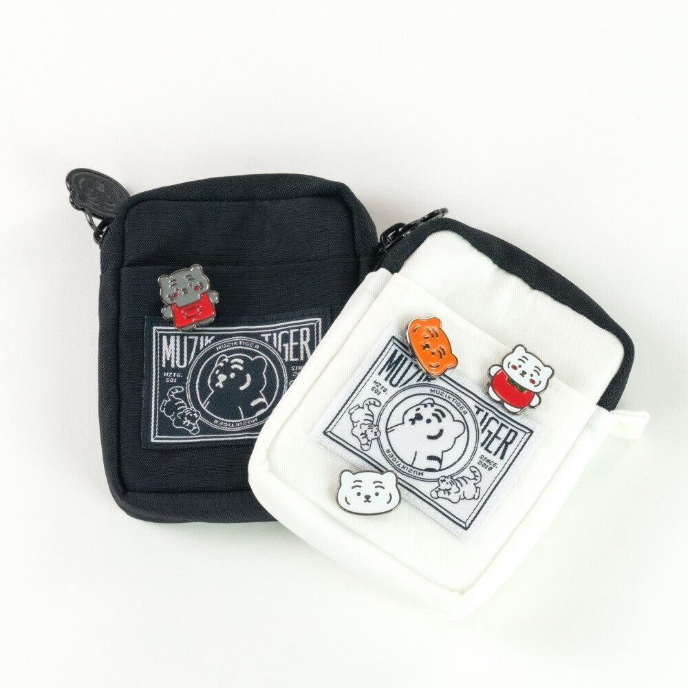 Muzik Tiger Pin Badge - Suspender Pants Black Tiger — PaperMarket